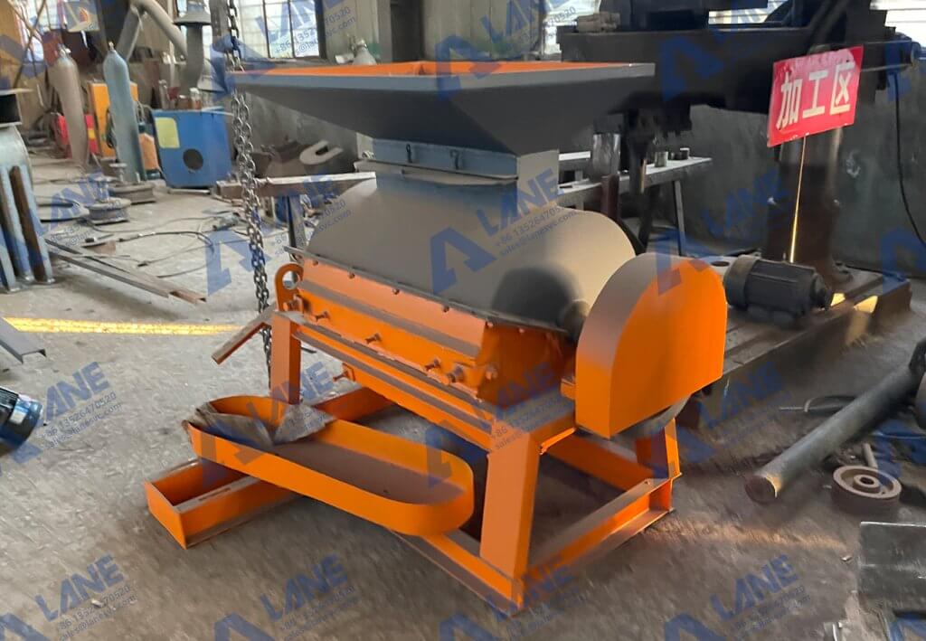 Urea crusher for fertilizer industry-Organic Fertilizer Machine Manufacturer/Supplier