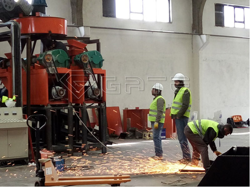 dry granulation double roller compaction granulator for compound ...